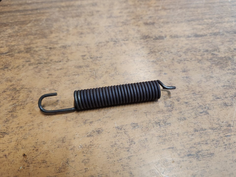 Toro 521 Snowblower Model 38052 Traction Spring 37-8880 | eBay