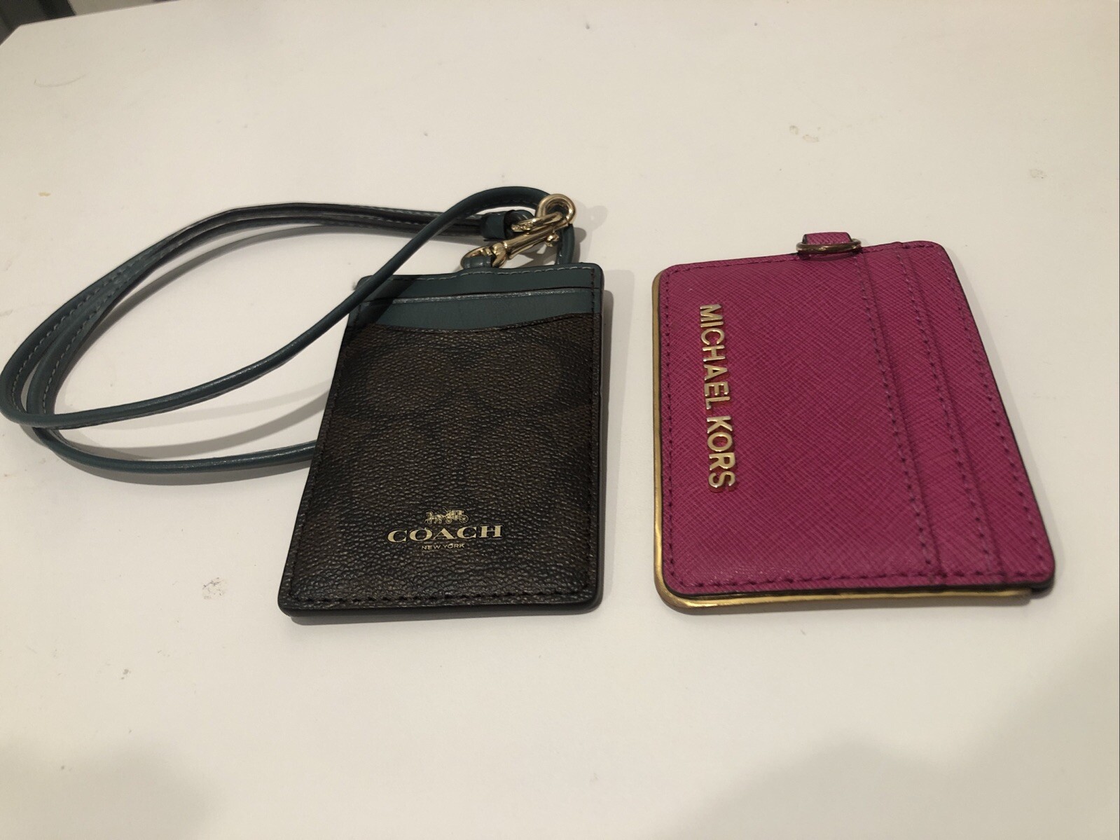 Coach Badge ID Lanyard Holder in Signature Canvas And… - Gem