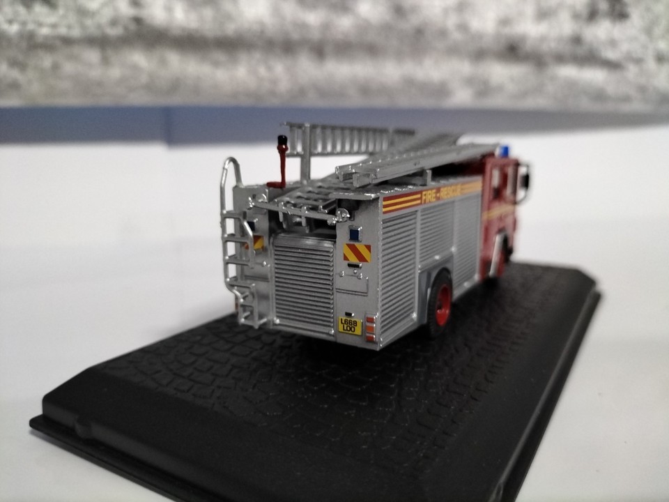 1/76 Atlas Dennis RS Fire Engine Truck Appliance Diecast Model | eBay UK
