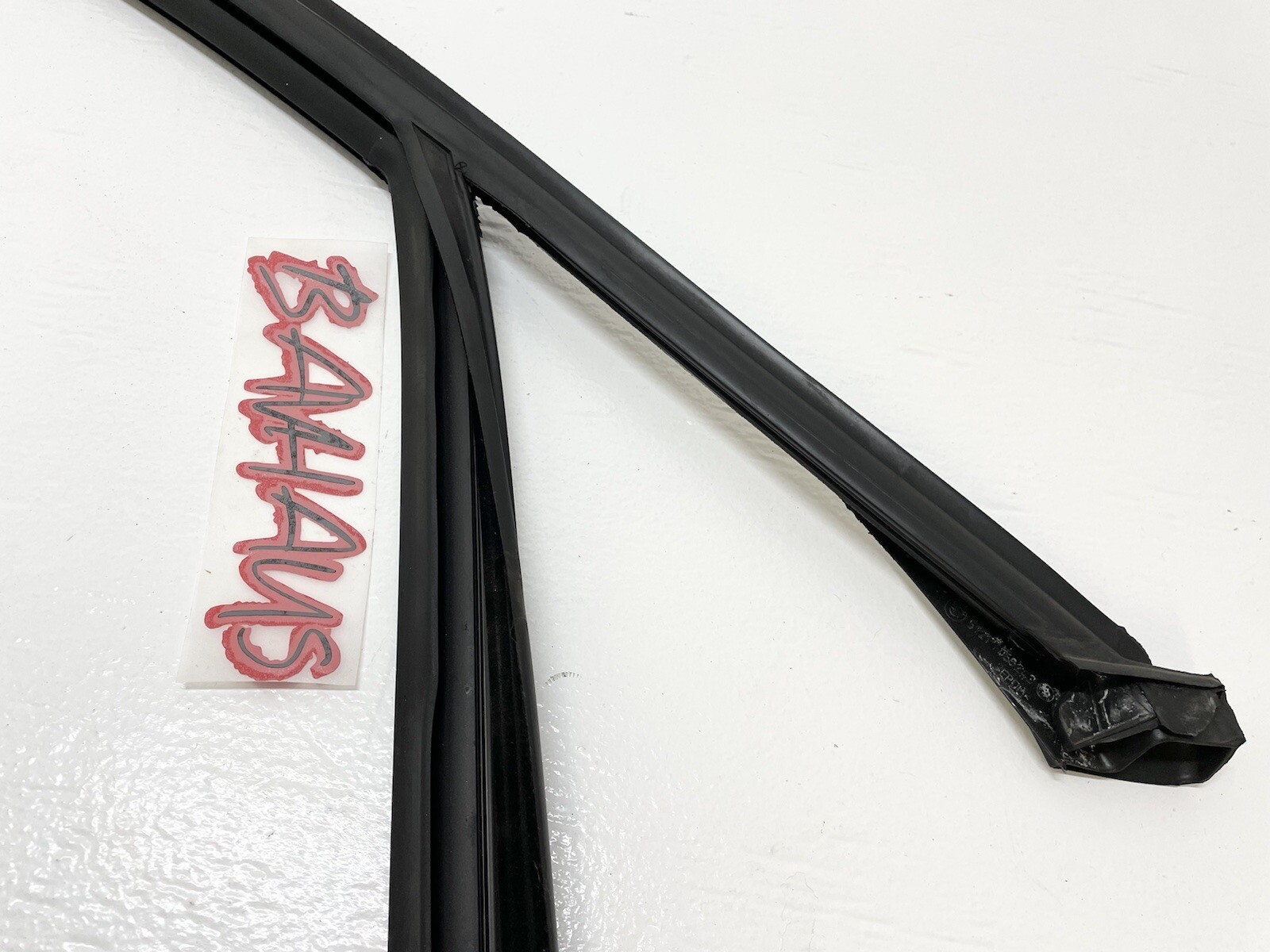 06-13 OEM BMW E90 LCI 335xi Front Right Door Seal Channel Guide ...