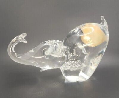 John Riekes Chalet Lead Crystal Glass Bowing Elephant Figurine U226 | eBay