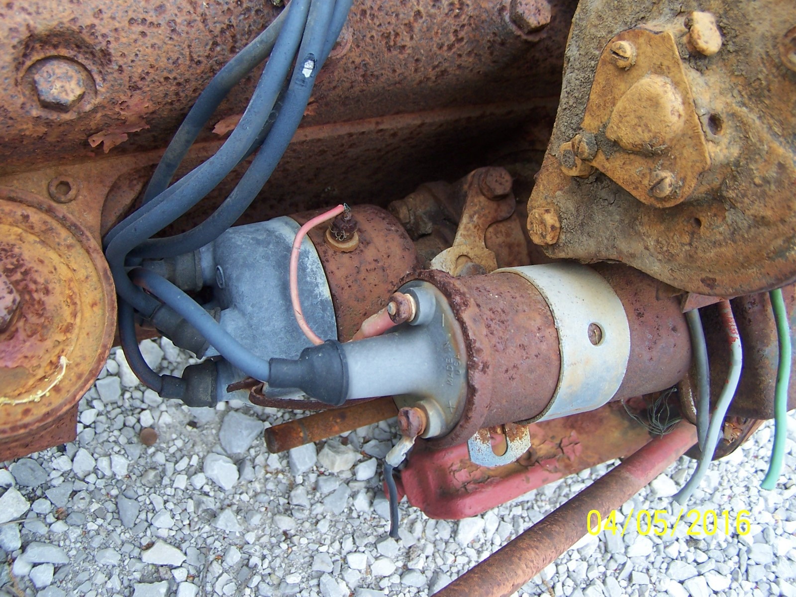 INTERNATIONAL FARMALL CUB TRACTOR DISTRIBUTOR | eBay