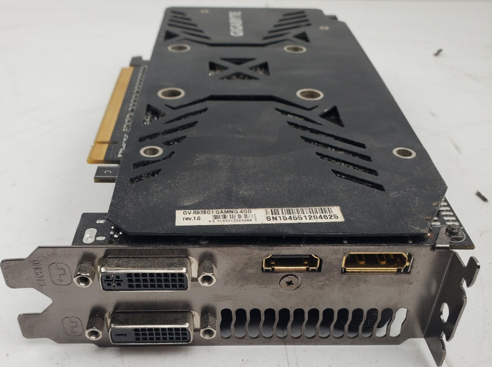 GIGABYTE AMD Radeon R9 380 4GB GDDR5 Graphics Card (GVR938G1GAMING4GD ...