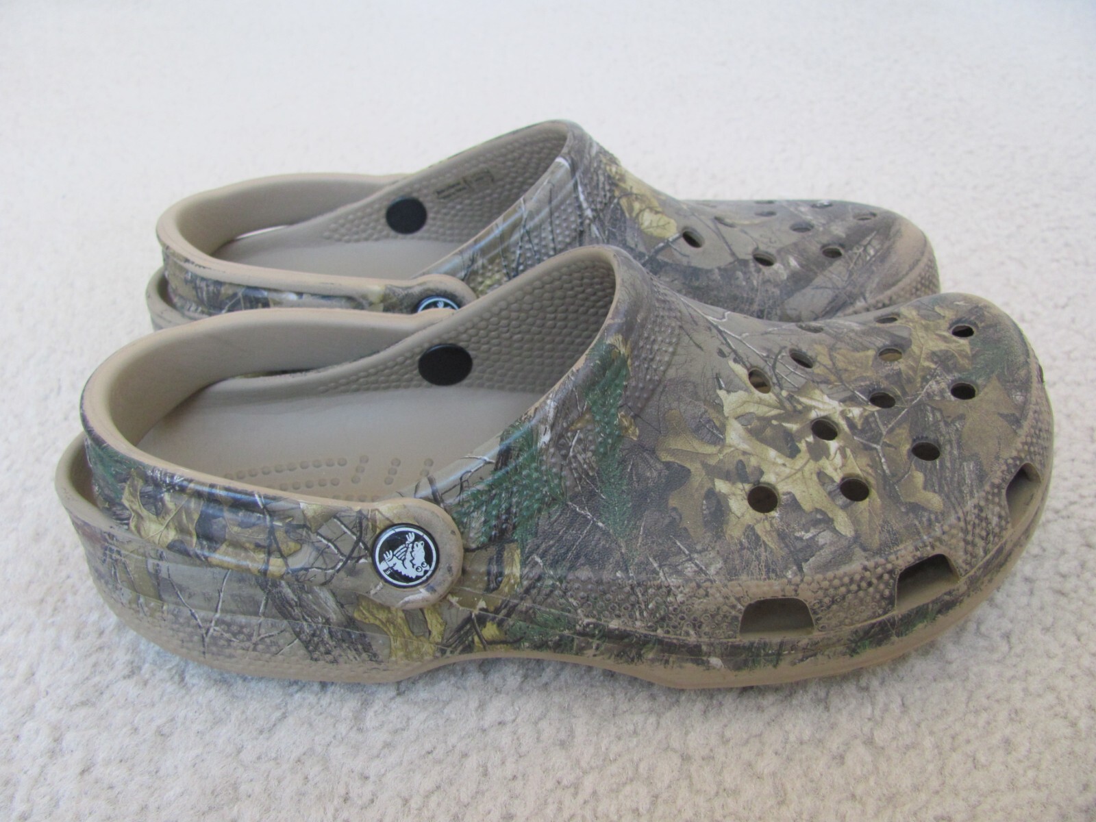 Crocs Men's Camouflage Pattern Rubber Warm Weather Cl… - Gem