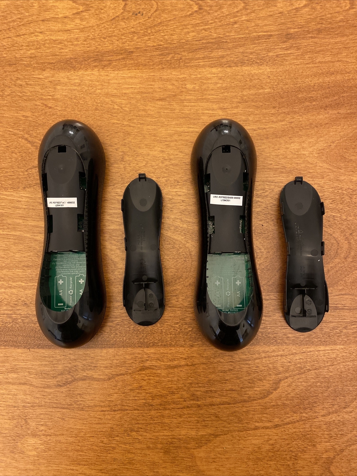 TIVO/Xtream Voice Remote Control Model R37022 Lot of 2 Tested Working ...