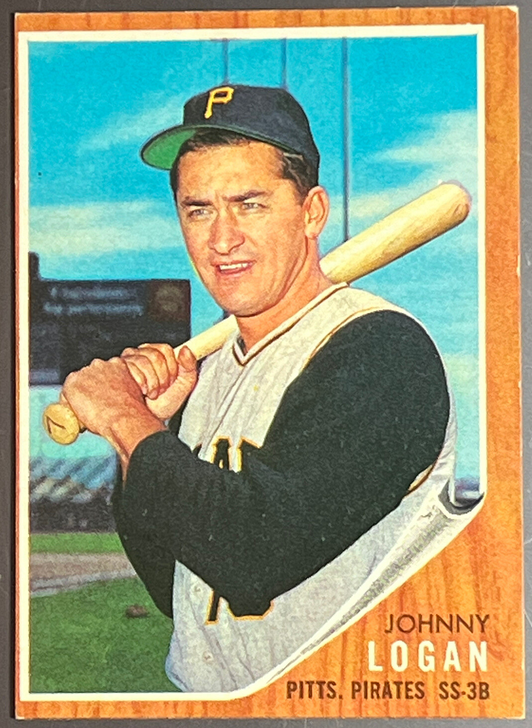 1962 Topps Johnny Logan Pirates Hi # 573 EX-MT+ Nice Color Gloss Hard ...