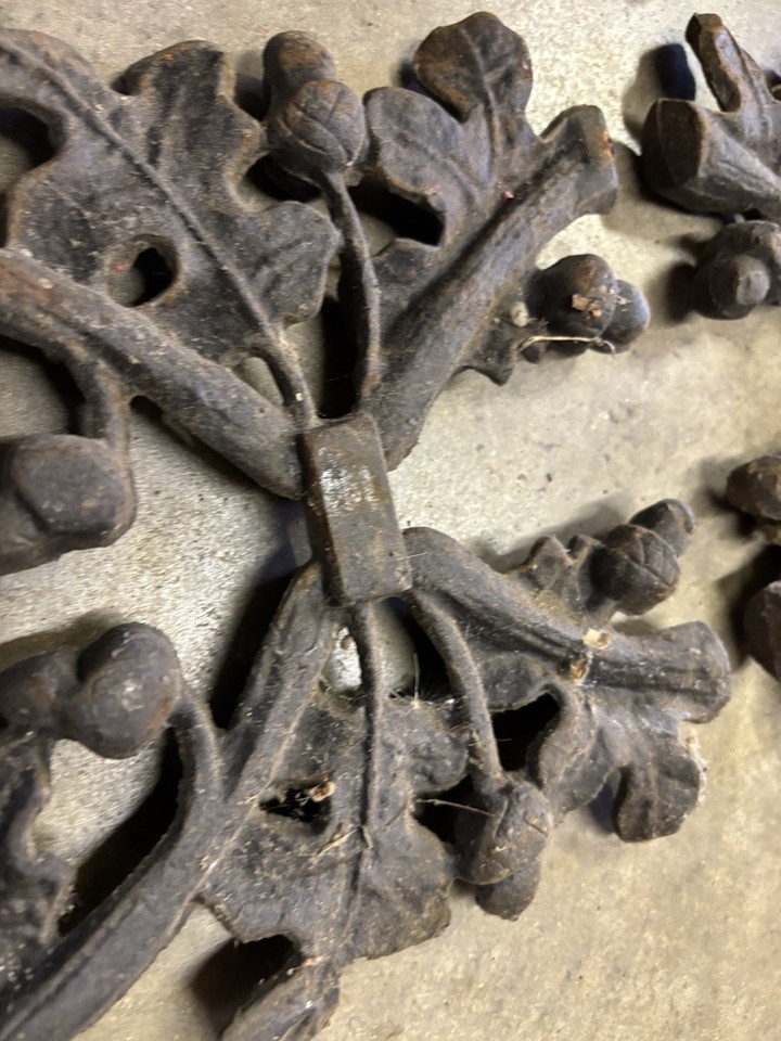 Vintage Cast Iron Oak Leaf Acorn 17” Architectural Pieces Porch Rail ...