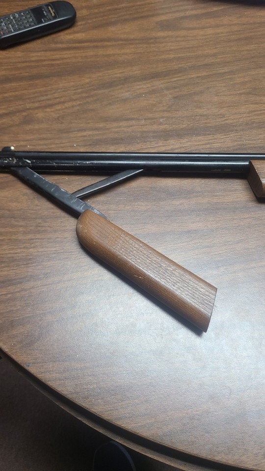CROSMAN PELLET RIFLE CROSMAN AIR RIFLE MODEL 120 22 CALIBER PUMP | eBay