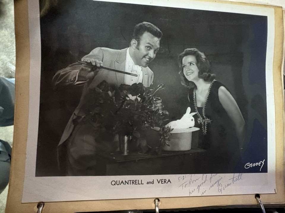 Large Lot Assorted Vintage Collectible Magic Paper Ephemera, Magician ...