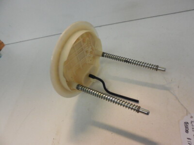 06-11 Mercedes W164 ML-Class Fuel Pump Lid Cover 1644700194 | eBay