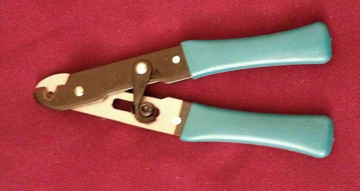 Green Colored Plier-Type Capillary Tubing Cutter for 1/16" OD HPLC ...