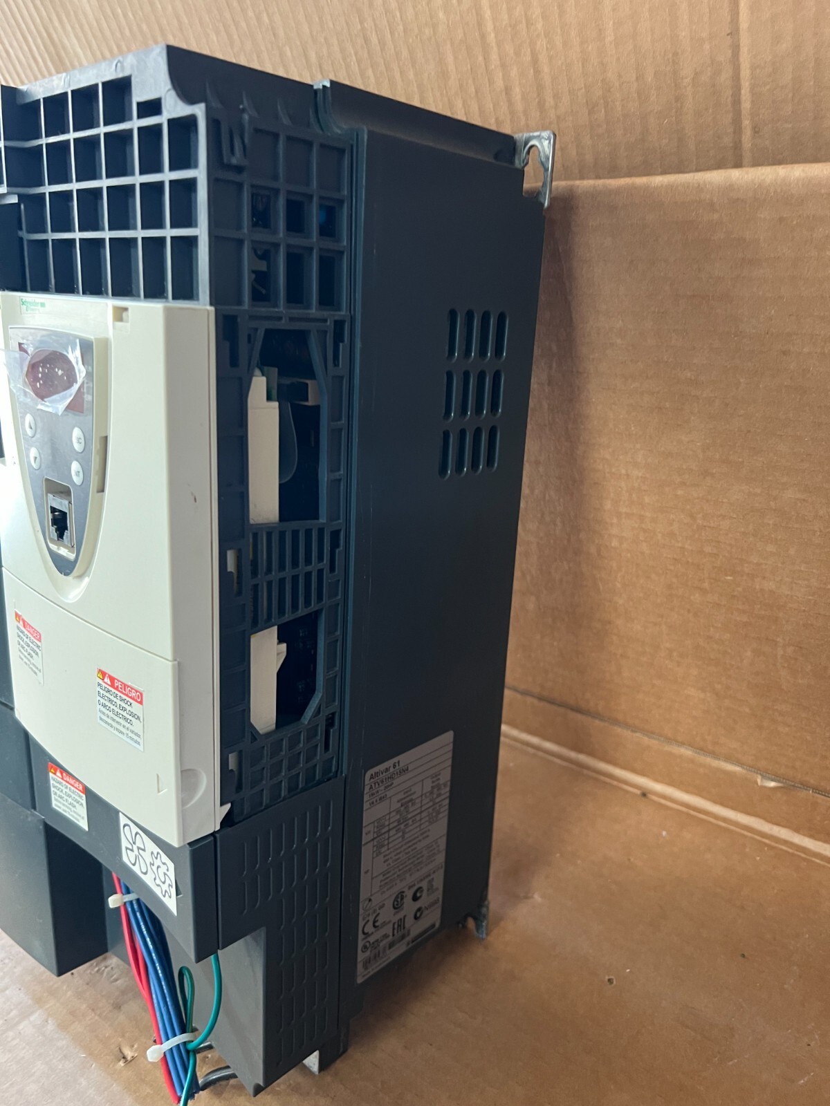 Schneider ALTIVAR 61 ATV61HD15N4Z 20HP AC Inverter Drive 15kW V6.6 IE43 ...