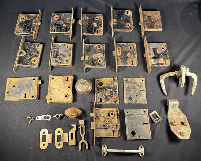 Locks & Keys - Vintage Door - 5