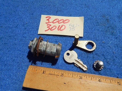Wurlitzer 3000 3010 Cabinet Dome Lock # 127130 with RW-95 key | eBay