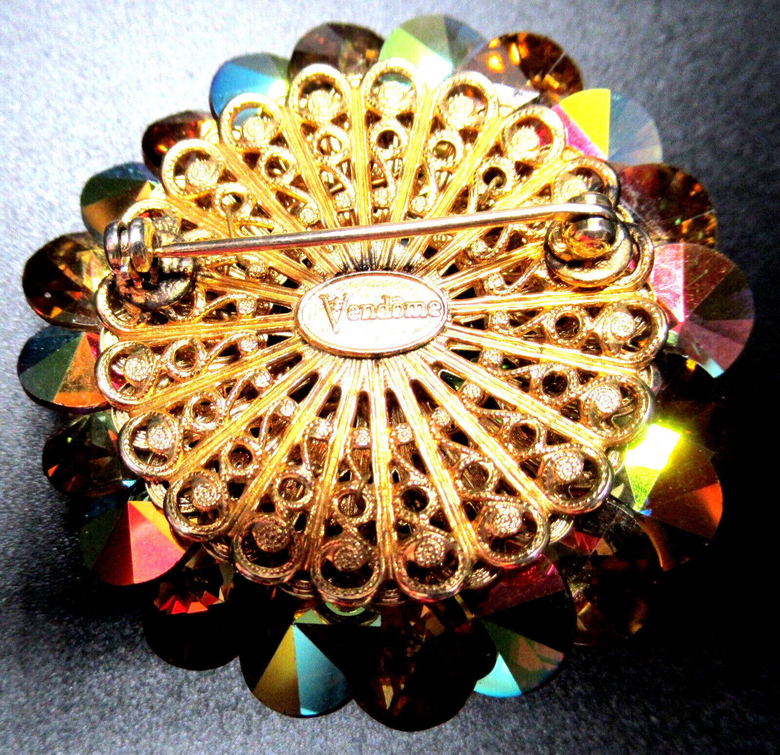 VENDOME Gorgeous Golden Crystal Vintage Pin Brooch - Gem