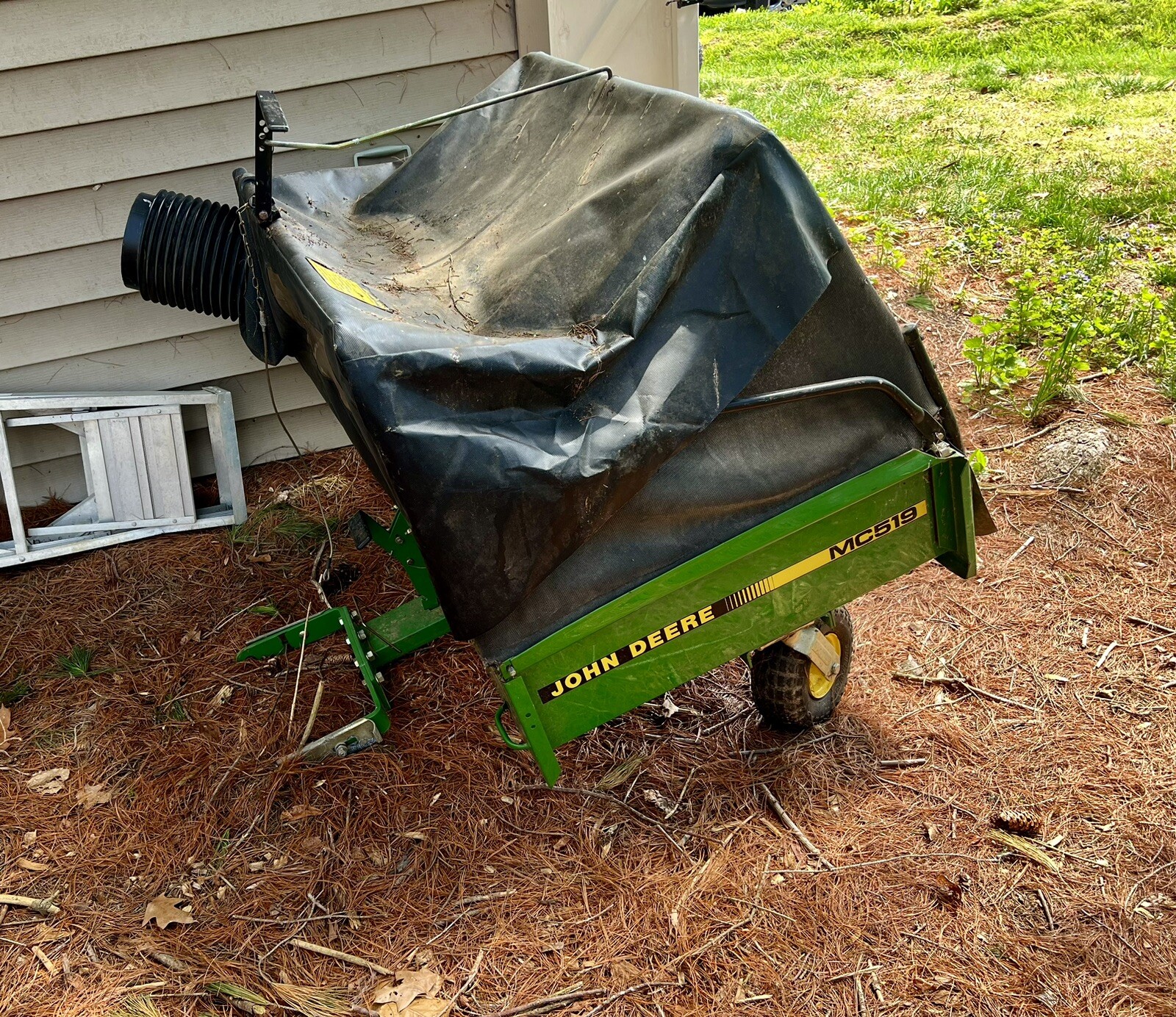 John Deere MC519 Material Collection Cart Bagger LP49228 | eBay