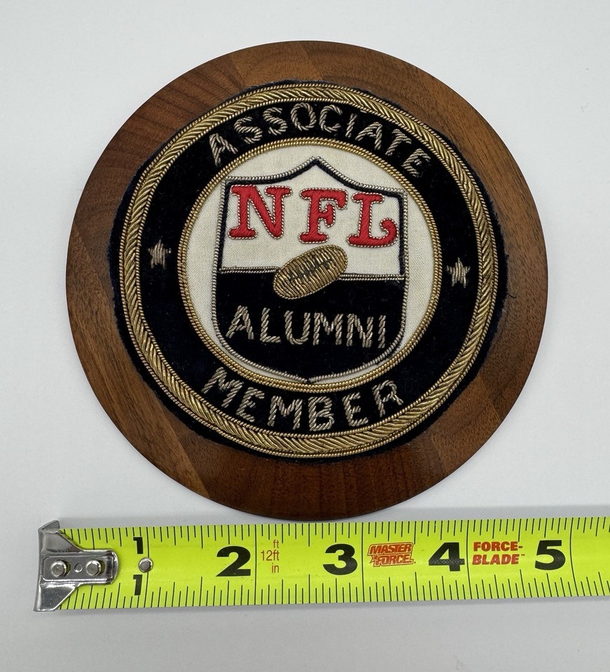 Vintage NFL Alumni Associate Member Football Award Plaque Patch | eBay