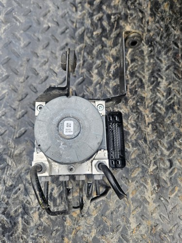 2017-2019 Ford Escape ABS Pump Anti Lock Brake Module Unit OEM GV61 ...