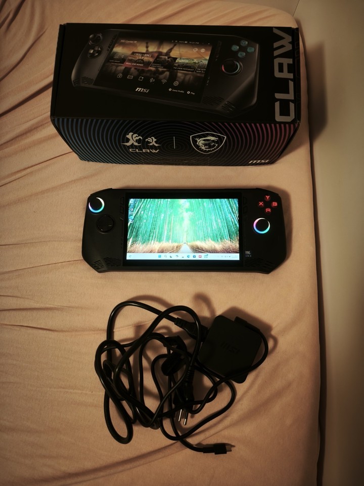 MSI Console Claw A1M-243IT Core Ultra 5 135H 16GB 512GB 7" FULLHD 120Hz ...