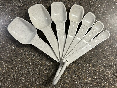 Vintage TUPPERWARE Measuring Spoons Set D Ring (7) Fireworks Speckled ...