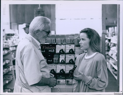 1988 Photo Amanda Peterson Guest David Hooks A Year In The Life ...