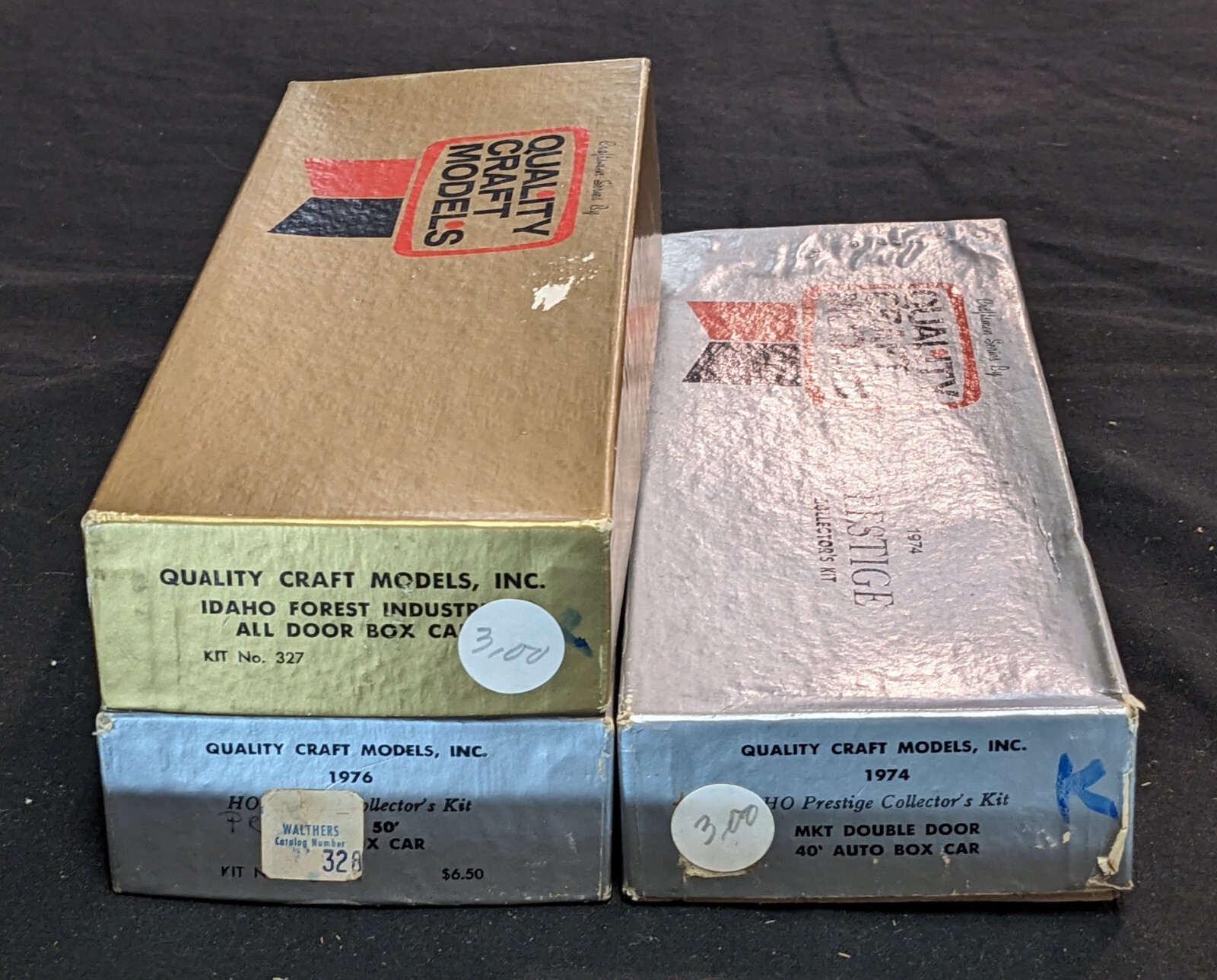 Quality Craft Models - 2x Unassembled HO Train Car Kits + 1x Partially ...