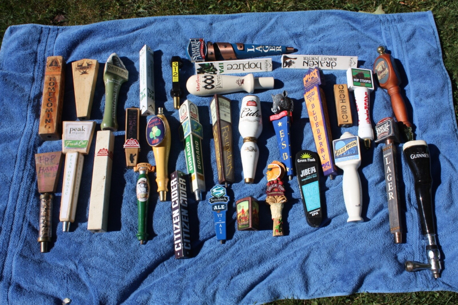 Lot of 31 Bar Tap Handles | eBay