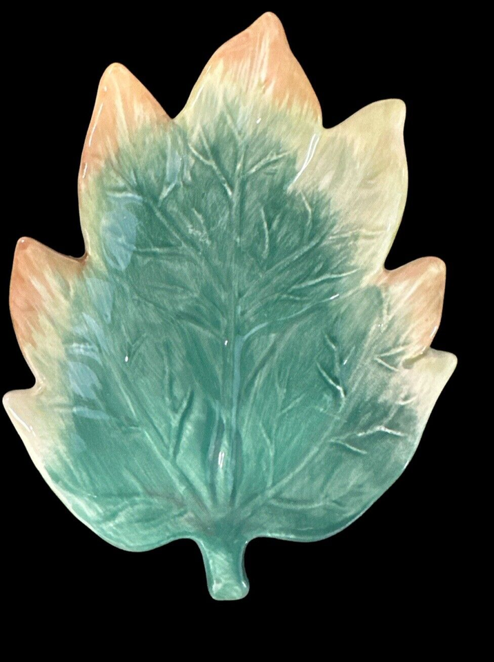 Corner Ruby Garden Collection purple Flower Tea Cup w/ Leaf Saucer ...