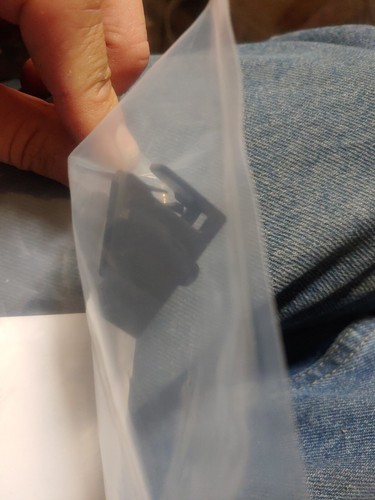 Mercedes-Benz 0019917871 Genuine OEM Rocker Molding Clip for sale ...