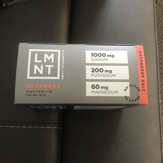 LMNT Recharge Electrolyte Hydration Raw Unflavored Drink Mix 25 Packets ...