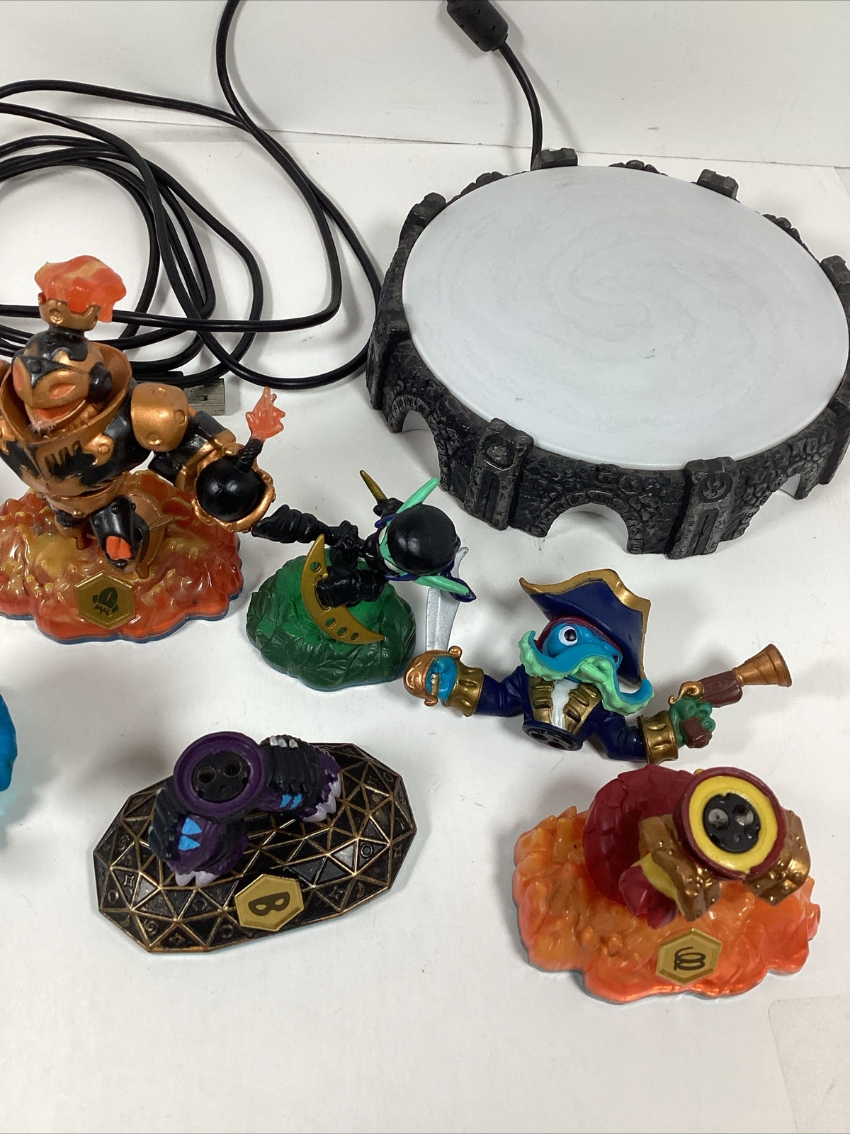 Skylanders Figure Bundle Lot W/Portal | eBay