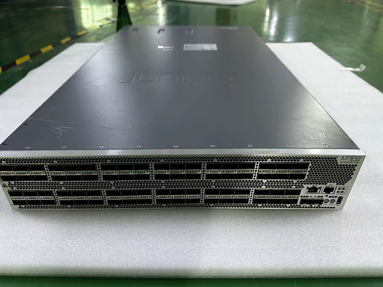 Juniper Qfx10002-72q Qfx10002 Switch 72 QSFP 40ge Ports AC PS for sale ...