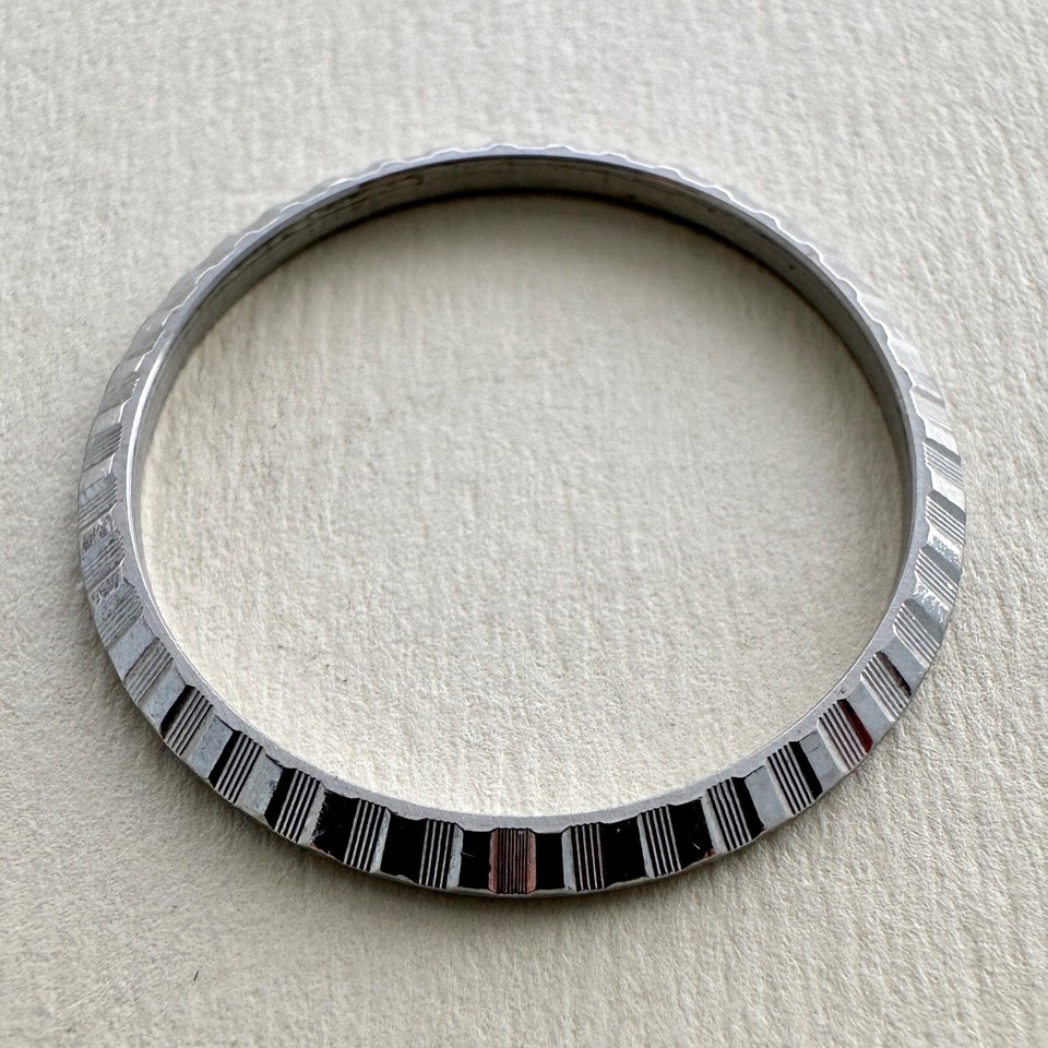 Genuine Rolex Stainless Steel Engine Turn Bezel For 26MM Ladies Date ...