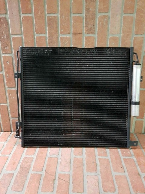 OEM Land Rover Engine Cooling Radiator L25951 Ah328005ac for sale ...
