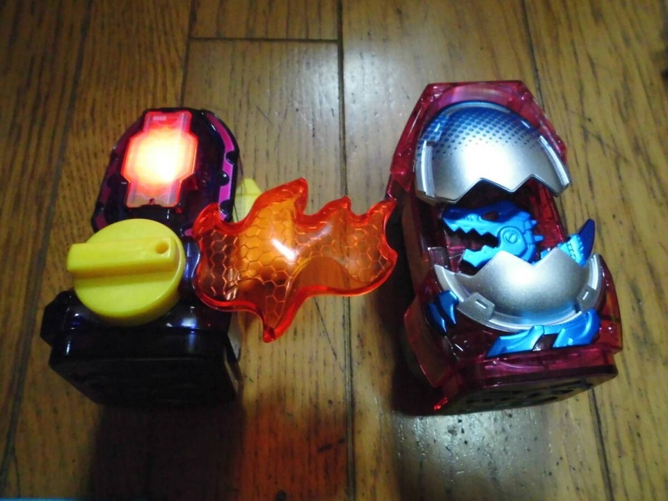 Bandai Kamen Rider Revice DX Revice Driver + DX Vistamp 2 item BANDAI ...