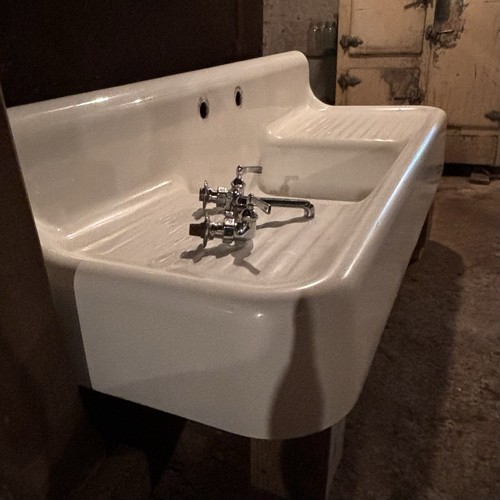 Vintage 1920's Farmhouse Porcelain Sink Cast Iron, Sanitary Mfg. Co. 60 ...