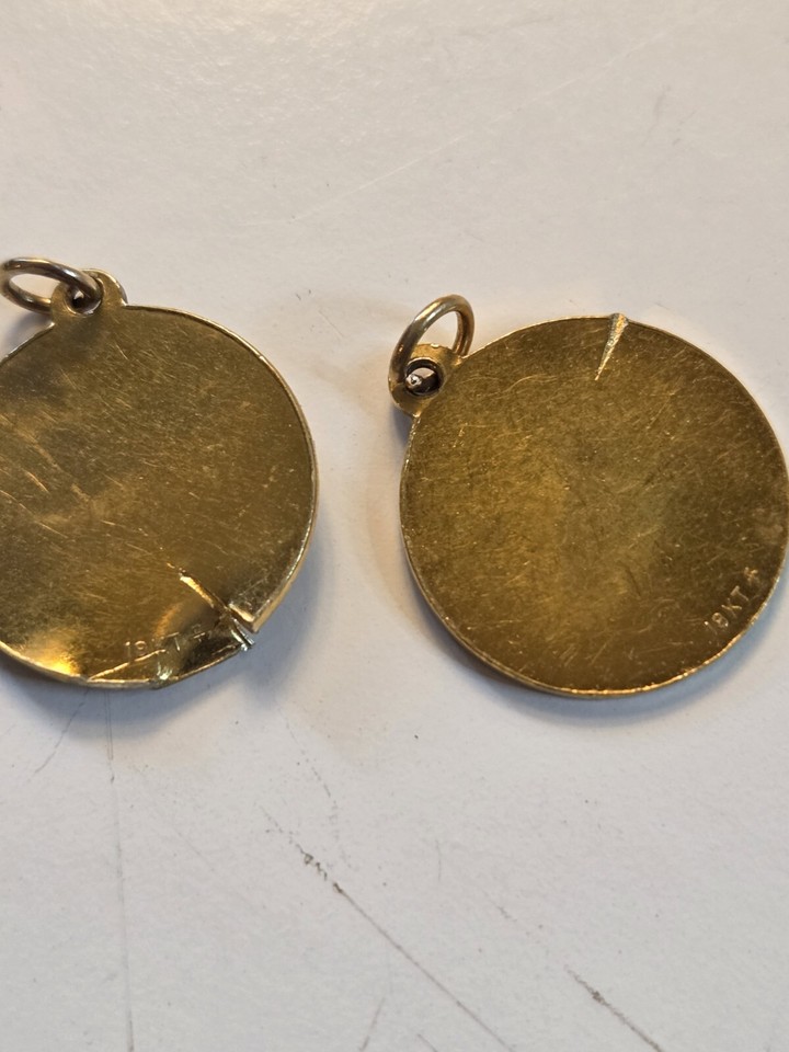 18K Gold Medalions - SCRAP - 7.9 grams | eBay