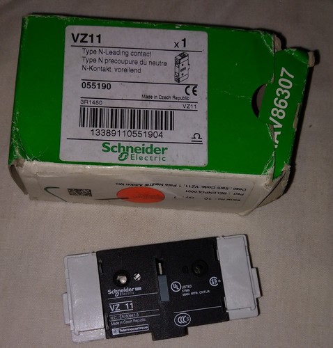 Schneider Electric VZ11 Side Mount Auxiliary Contact, 32 A (4 Pcs) | eBay