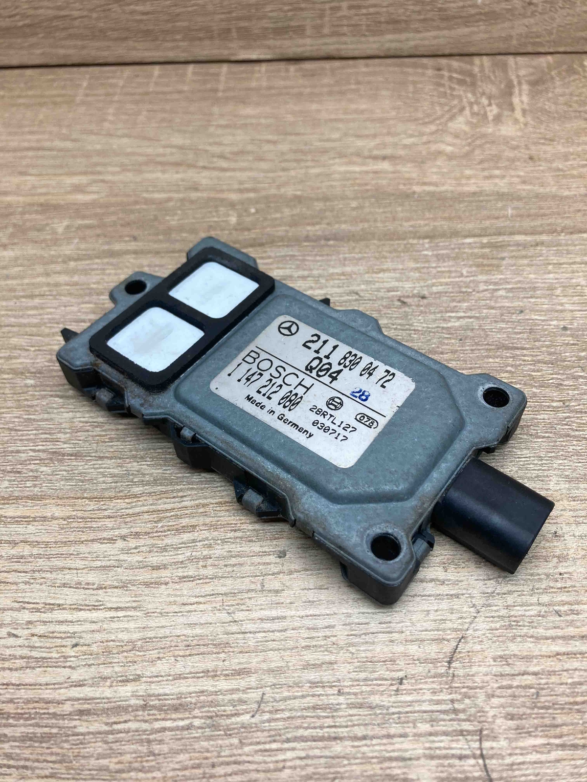 2118300472 1147212080 Bosch Mercedes Benz W211 Sensor Air Quality Used ...
