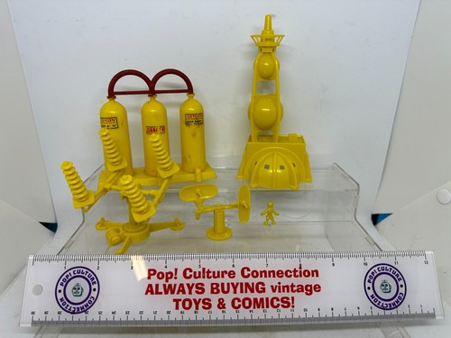 Vintage Marx 1962 Operation Moon Base Parts Lot Fuel Tank, Antenna ...