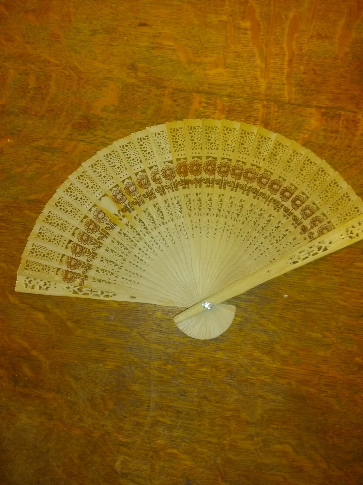 oriental hand held fan - Gem