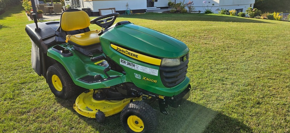 John Deere Ride on Mower X300R - Rear Collection X300 R | eBay UK