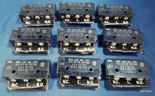 2 PCS Vintage UND LAB INC Micro Switch 10A 125 or 250 VAC NOS We Ship ...