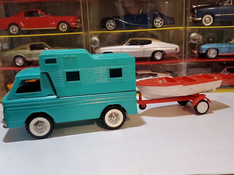 Vintage Structo Camper Truck & Boat w/ Trailer Pressed Steel Toy # 304 ...