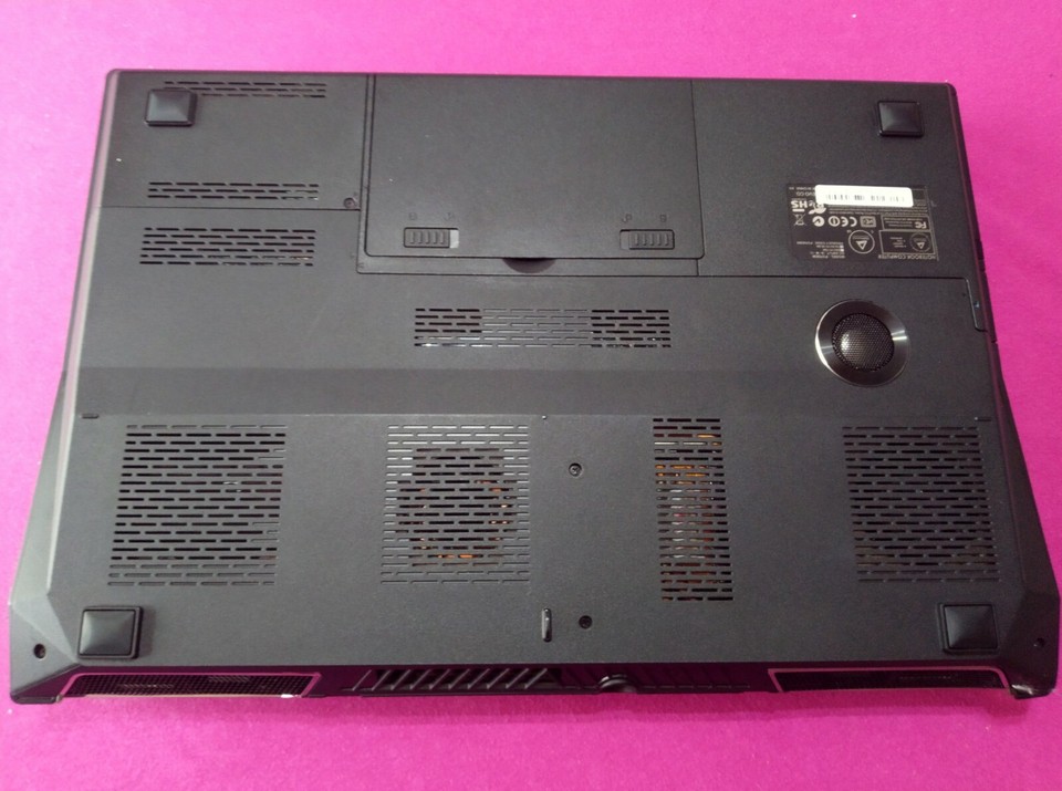 Sager Clevo NP9370 P370EM laptop I7-3740QM 2.7-3.7Ghz 16GB 480GB/750GB ...