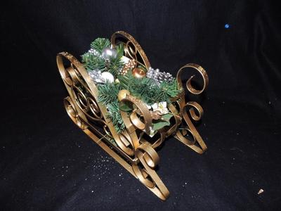 ORNATE LARGE (13" x 8") BRIGHT GOLD METAL CHRISTMAS SLEIGH w/GOLD ...