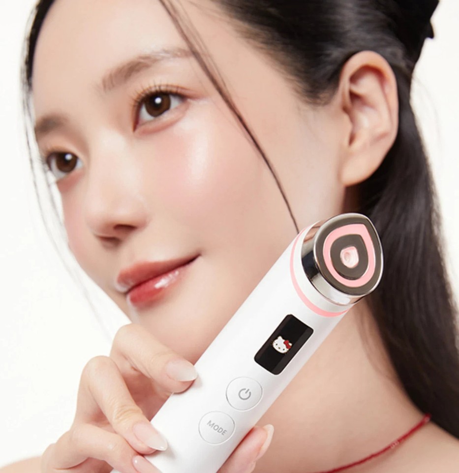 Medicube Age-R Booster Pro Hello Kitty Edition / FAST & SAFE | eBay