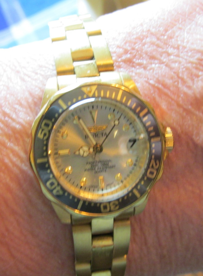 Invicta Pro Diver Women's Watch Blue Bezel Stainless Steel Date Yellow ...