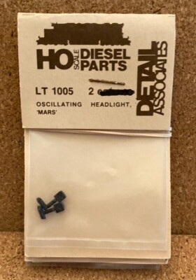 Details Associates 1005 OSCILLATING HEADLIGHT MARS HO Scale Model ...
