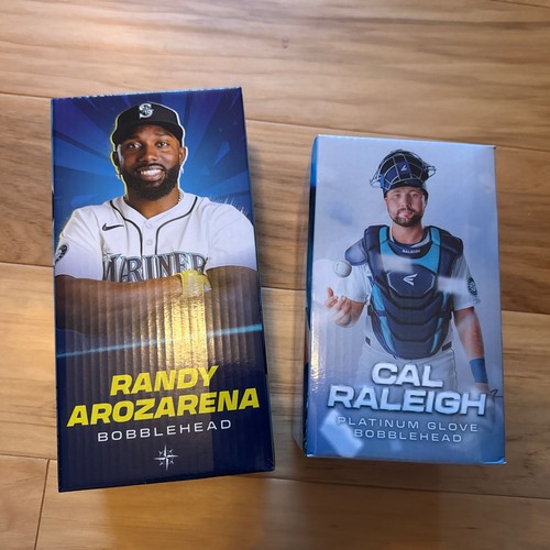 Seattle Mariners Cal Raleigh Platinum Glove and Randy Arozarena ...